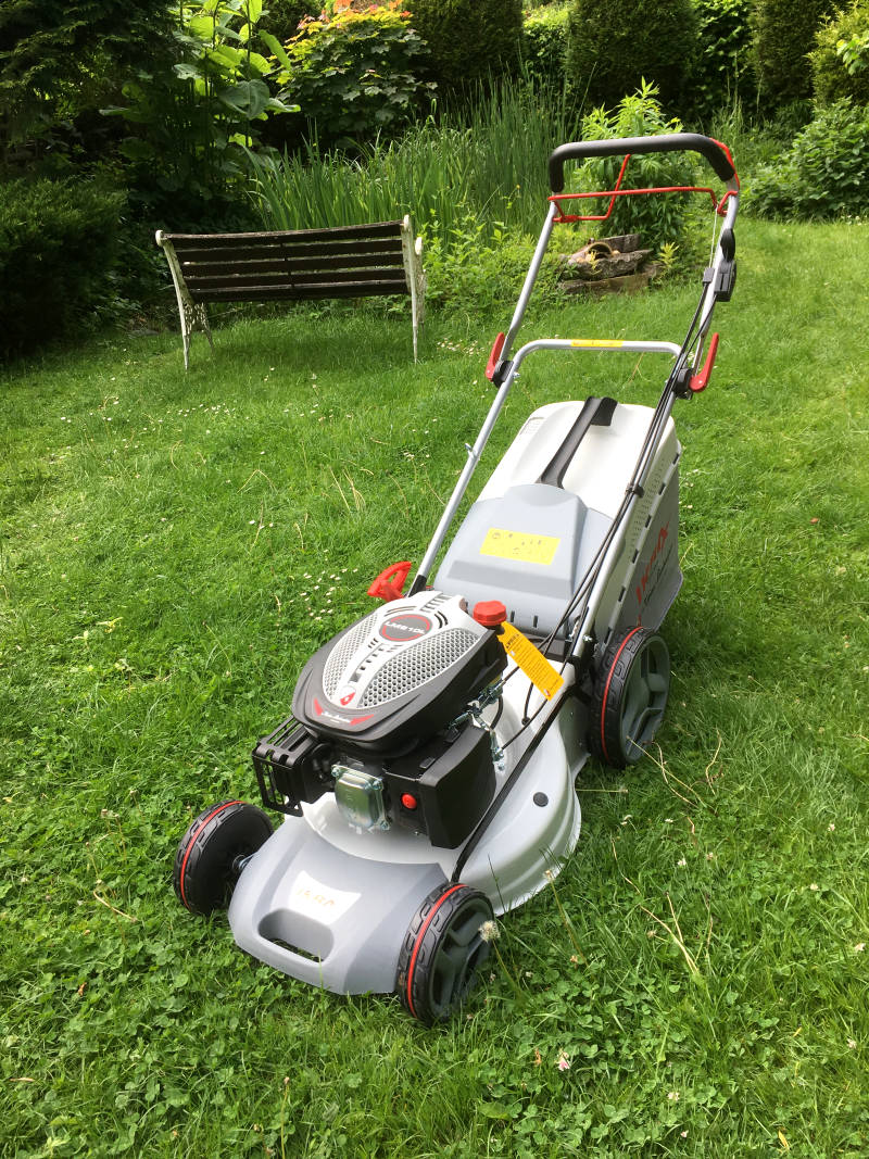 Der richtige Rasenmäher - GartenBob der Garten Ratgeber